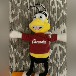 Toys | Honey Nut Cheerios Bee Canada Olympics Mascot Plush Roots ...
